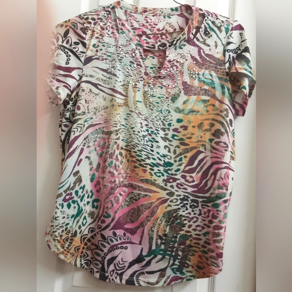 Gloria Vanderbilt | Tops | Gloria Vanderbilt Clarissa Top Keyhole ...